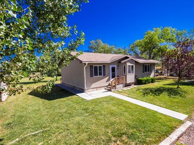 340 W Main St, Myton, UT 84052