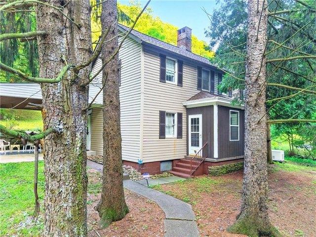340 Weigles Hill Rd, Elizabeth, PA 15037