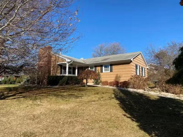 340 Vista Place, Cutchogue, NY 11935