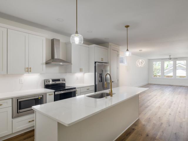 340A Peachtree St
