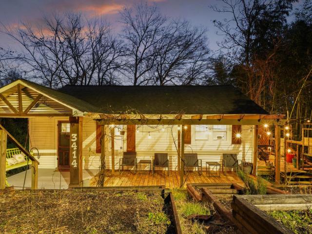 3414 Bennett Road