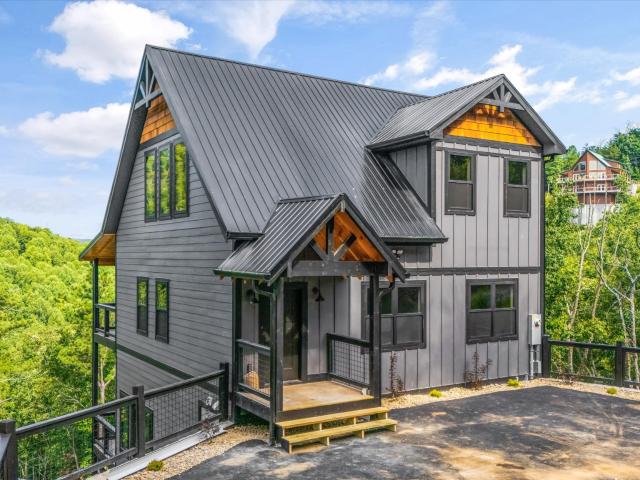 3414 Sugar Maple Loop Rd