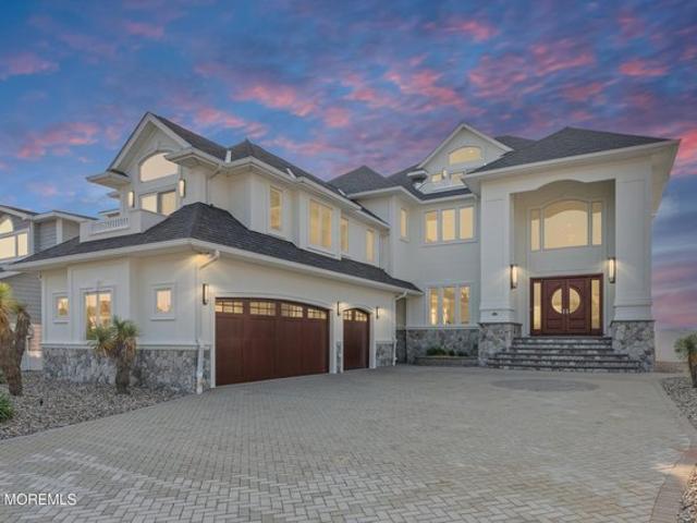 3414 Sandy Pl, Toms River, NJ 08753