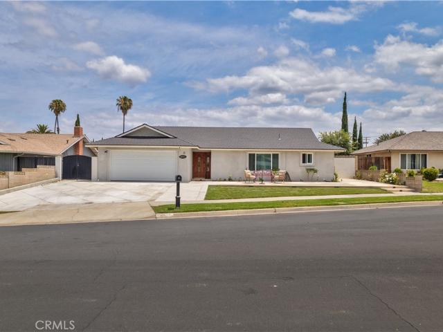 3415 Nutmeg Circle