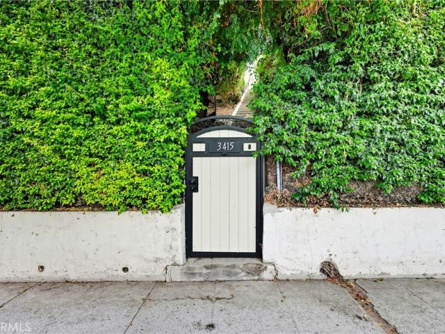 3415 N Figueroa St, Los Angeles, CA 90065 | MLS #SR25217 | Compass