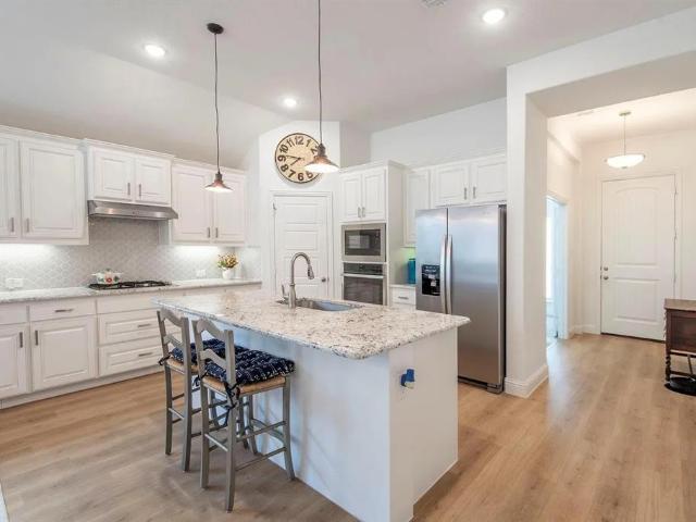 3415 Charleston Drive