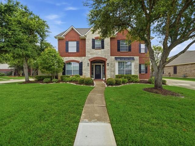 3415 Crossbranch Ct, Pearland, TX 77581