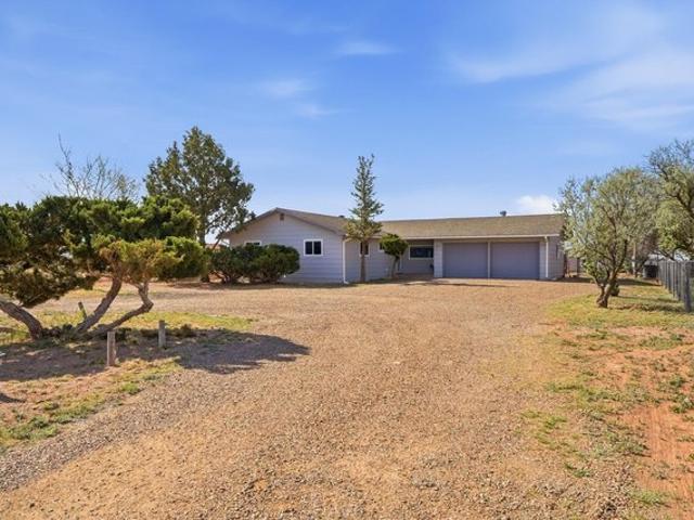 3415 E Martinez Rd, Moriarty, NM 87035