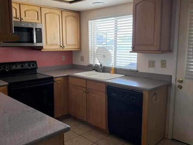 3415 W Citrus Way, Phoenix, AZ 85017