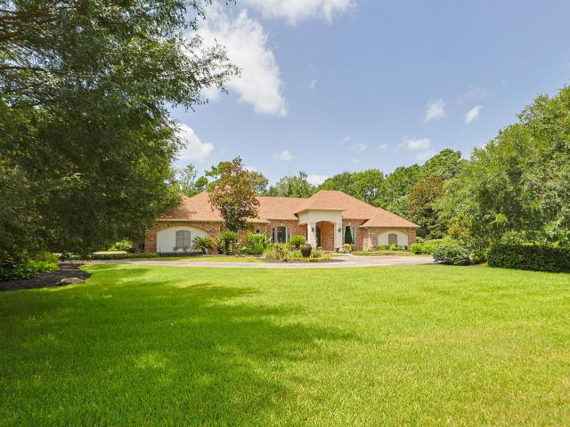 3415 W Benders Landing Boulevard