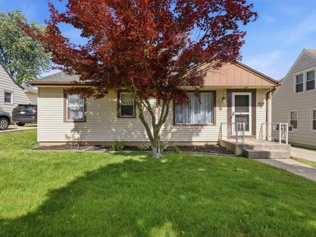 3416 N 97th St, Milwaukee, WI 53222