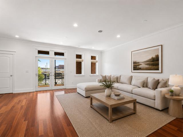 3416 N Sheffield Avenue # 2