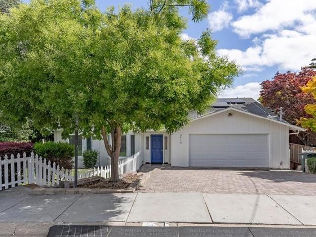 3416 Plateau Dr, Belmont, CA 94002