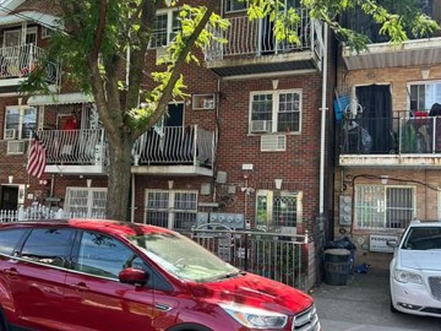 3416 th St, Corona, NY 11368