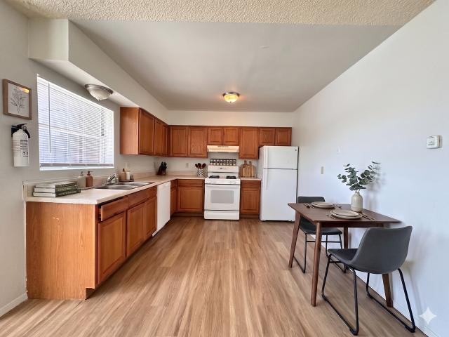 3417 Aztec Road NE 2 Bedroom Apartment for Rent at 3417 Aztec Rd Ne, Albuquerque, NM 87107 Alta Monte