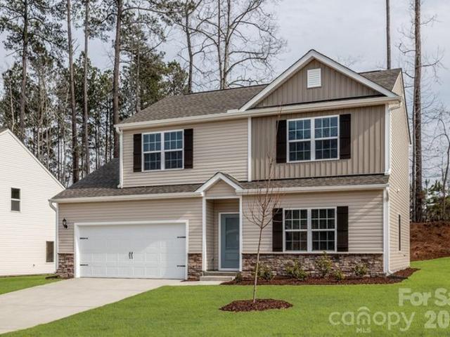 3417 Robindale Dr, Winston Salem, NC 27107