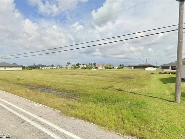 3417 Tropicana Pkwy W, Cape Coral, FL 33993