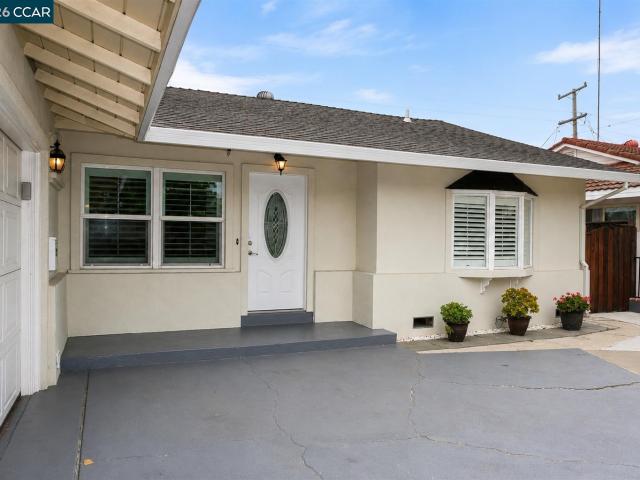 3418 Manda Dr