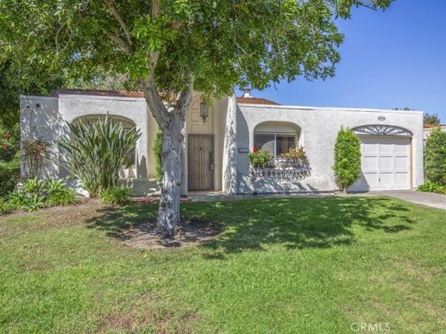 3418 Calle Azul Unit A, Laguna Woods, CA 92637