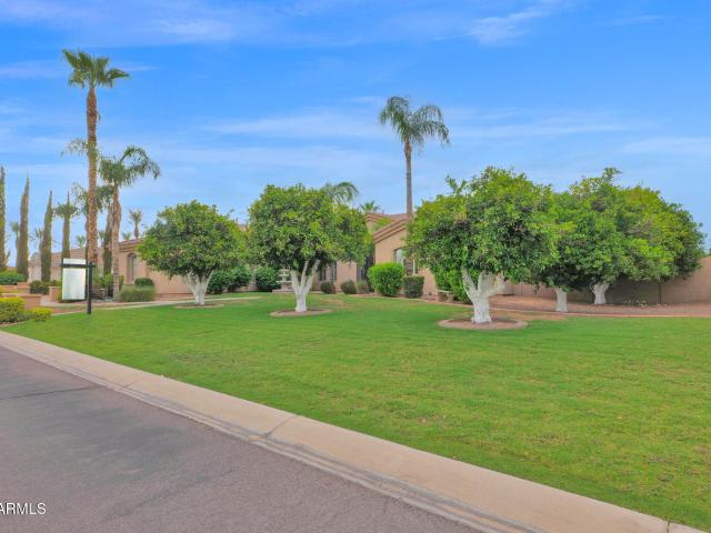 3418 E JUNE Circle