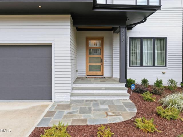 3418 Edgemont Drive