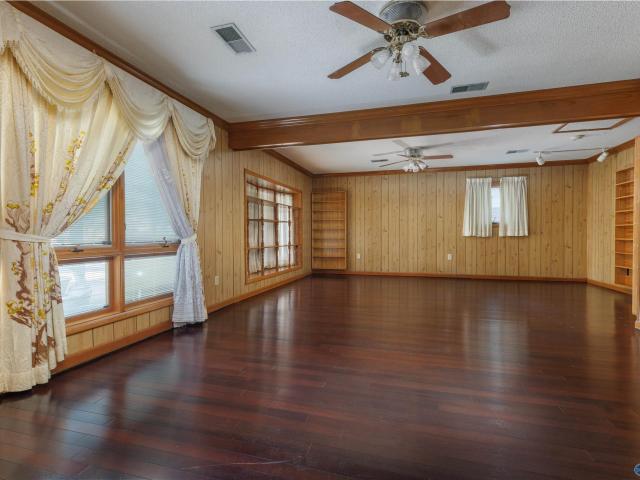 3418 Grassfort Drive