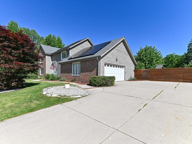 3418 Ridgeline Dr