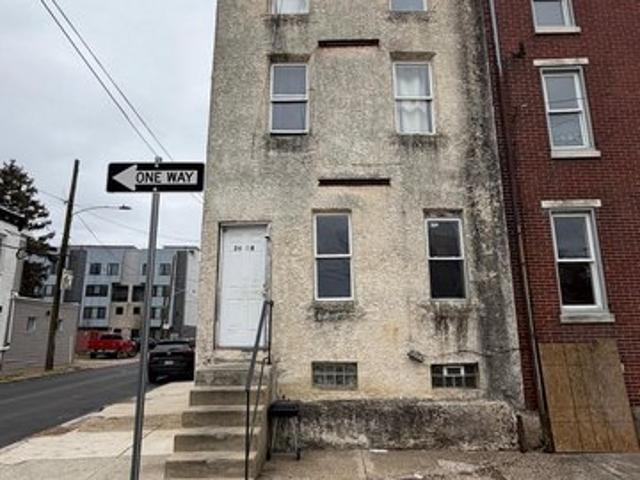 3418 W Clearfield St, Philadelphia, PA 19132