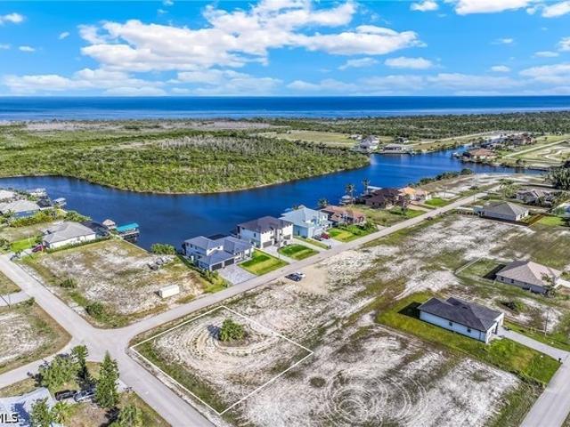 3419 NW 46th Pl, Cape Coral, FL 33993