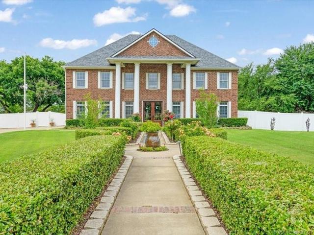 3419 Castle Ct, Durant, OK 74701
