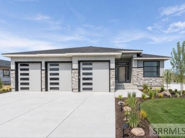 3419 E Greenwillow Ln, Ammon, ID 83401