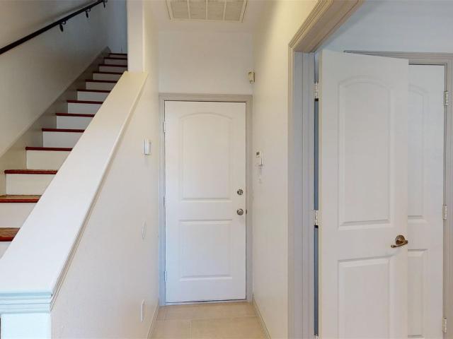 3419 Home Street