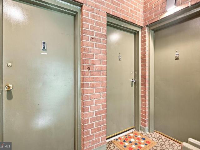 3419 University Boulevard W # 303