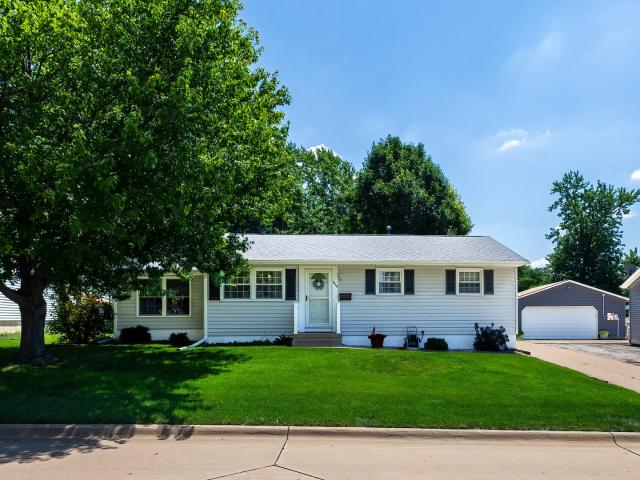 3419 Wakonda Drive