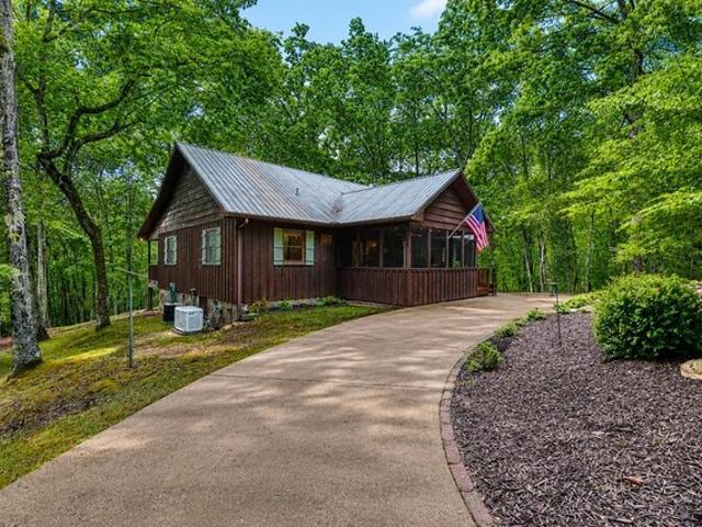 3410 Moccasin Creek Rd, Murphy, NC 28906