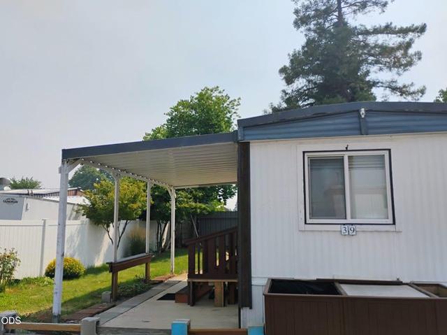3410 N Pacific Hwy Spc 39, Medford, OR 97501