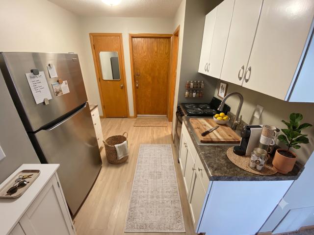 3410 Harriet Studio Apartment for Rent at 3410 Harriet Ave, Minneapolis, MN 55408 Lyndale