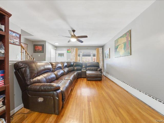 3410 Kingsland Avenue