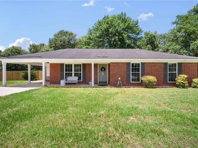 3410 Plantation Ct, Mobile, AL 36695
