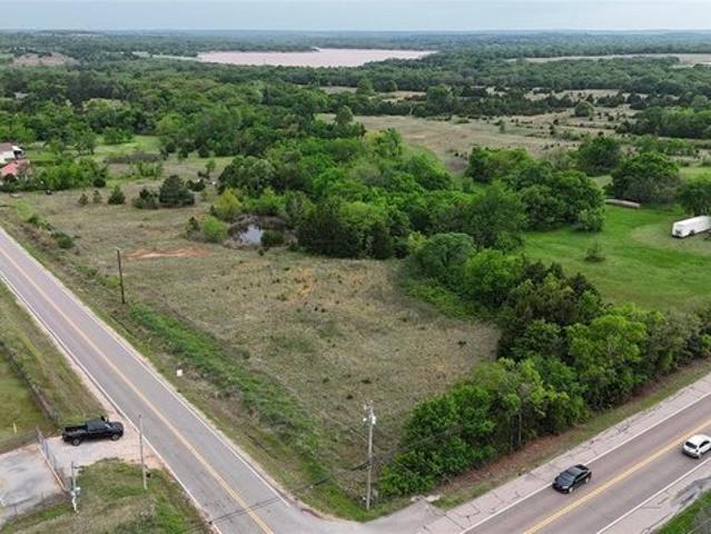 3410 Rd and Highway 62 Rd, Meeker, OK 74855