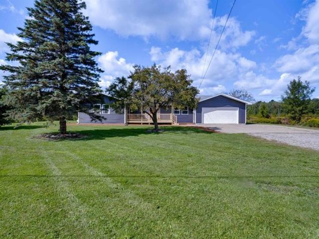 3411 N Eastman Rd, Midland, MI 48642