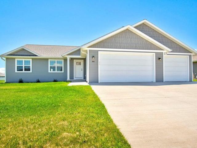 3411 E Aquamarine Ave, Appleton, WI 54913