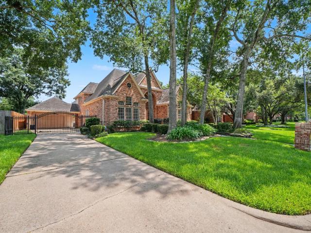 3411 Fir Forest Drive