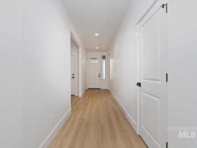 3411 Helios St