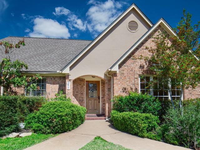 3411 Honeylocust Dr, Sugar Land, TX 77479 | MLS #90676 | Compass