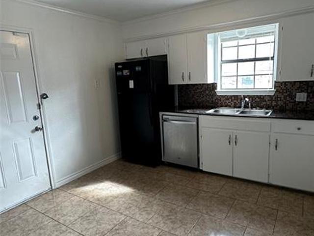 3411 Pewitt Drive # 3413