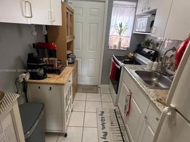 3411 SW 11th St Unit 3B, Miami, FL 33135