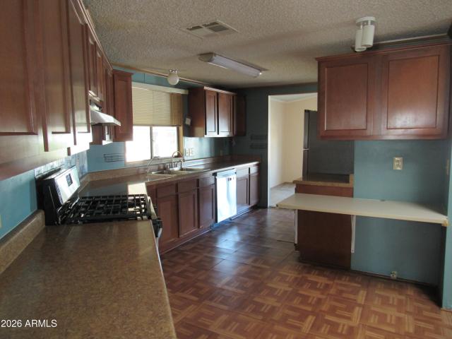 3411 s camino seco # 442