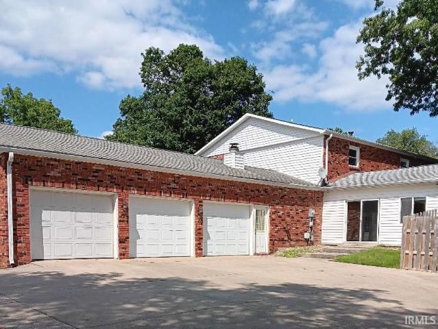 3411 Walton Way