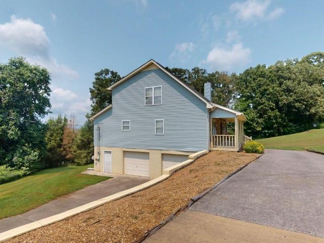 3411 Wind Circle